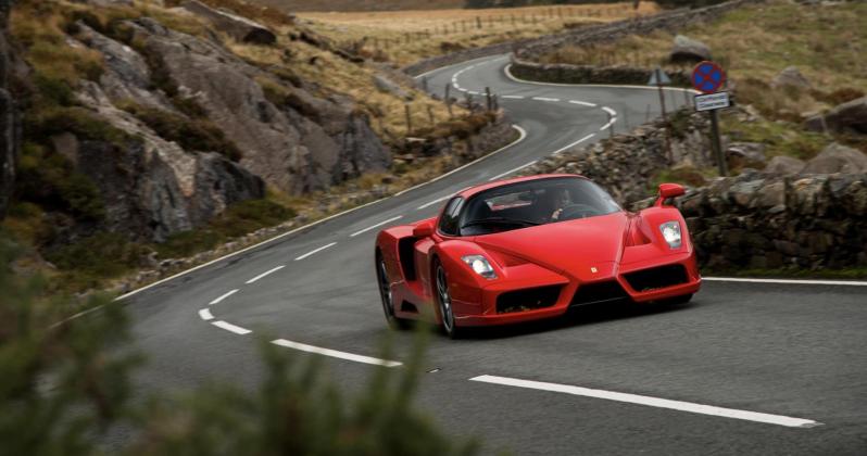 Ferrari Enzo: potenza, prezzo, prestazioni