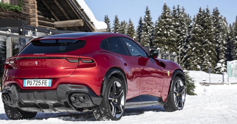 Ferrari Purosangue: 4 porte, 4 posti e 725 cavalli rampanti