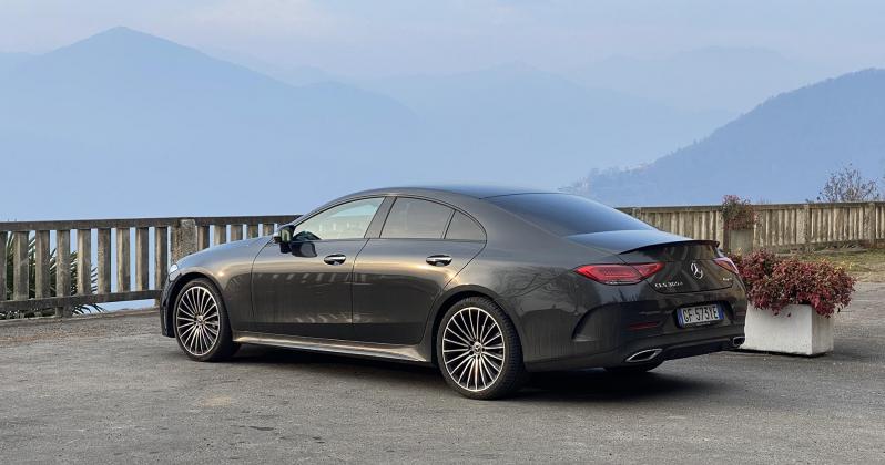 Mercedes CLS 300 d 4Matic, la coupé diesel ibrida a 4 porte