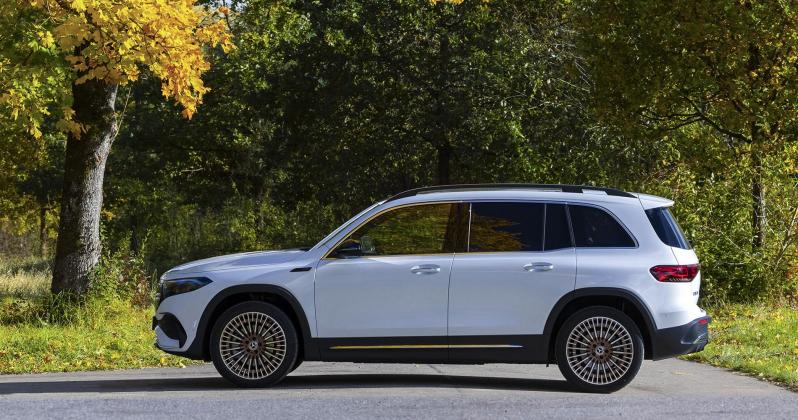Mercedes EQB 300 4Matic: prova, autonomia, prezzi