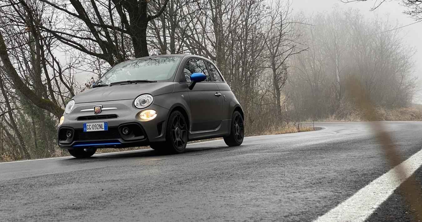Abarth F595, il test della serie limitata da 165 Cv