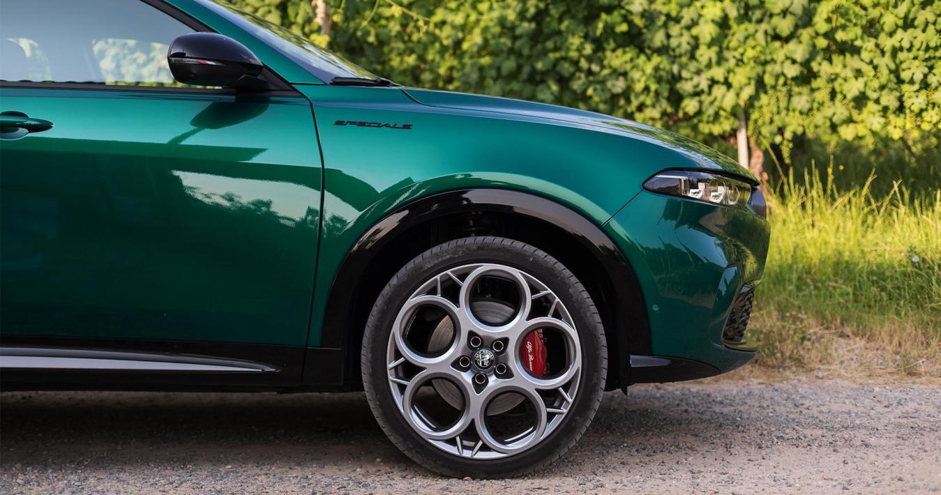 Alfa Romeo Tonale, la guida all’acquisto della SUV compatta italiana
