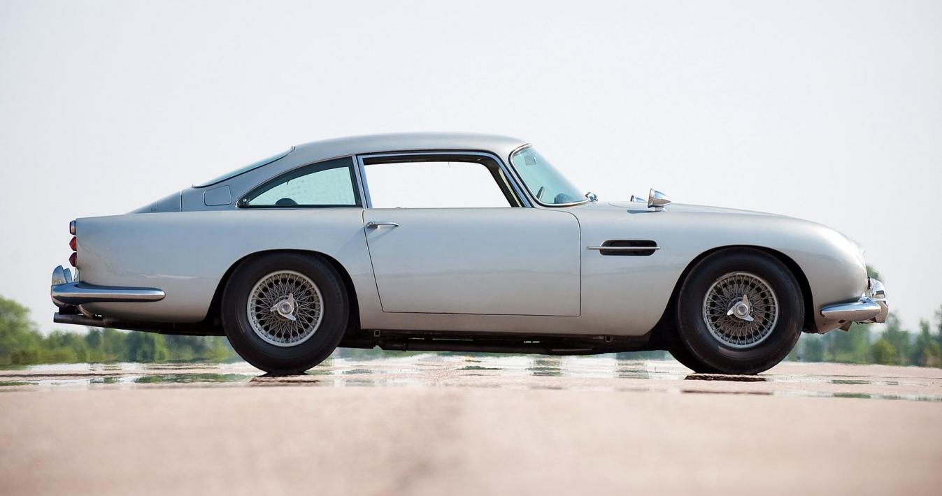 Tutte le auto di 007