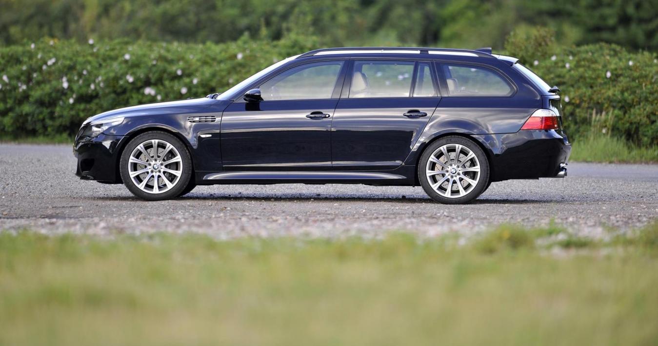 BMW M5, i modelli dal 1984 ad oggi: foto, potenza, prestazioni