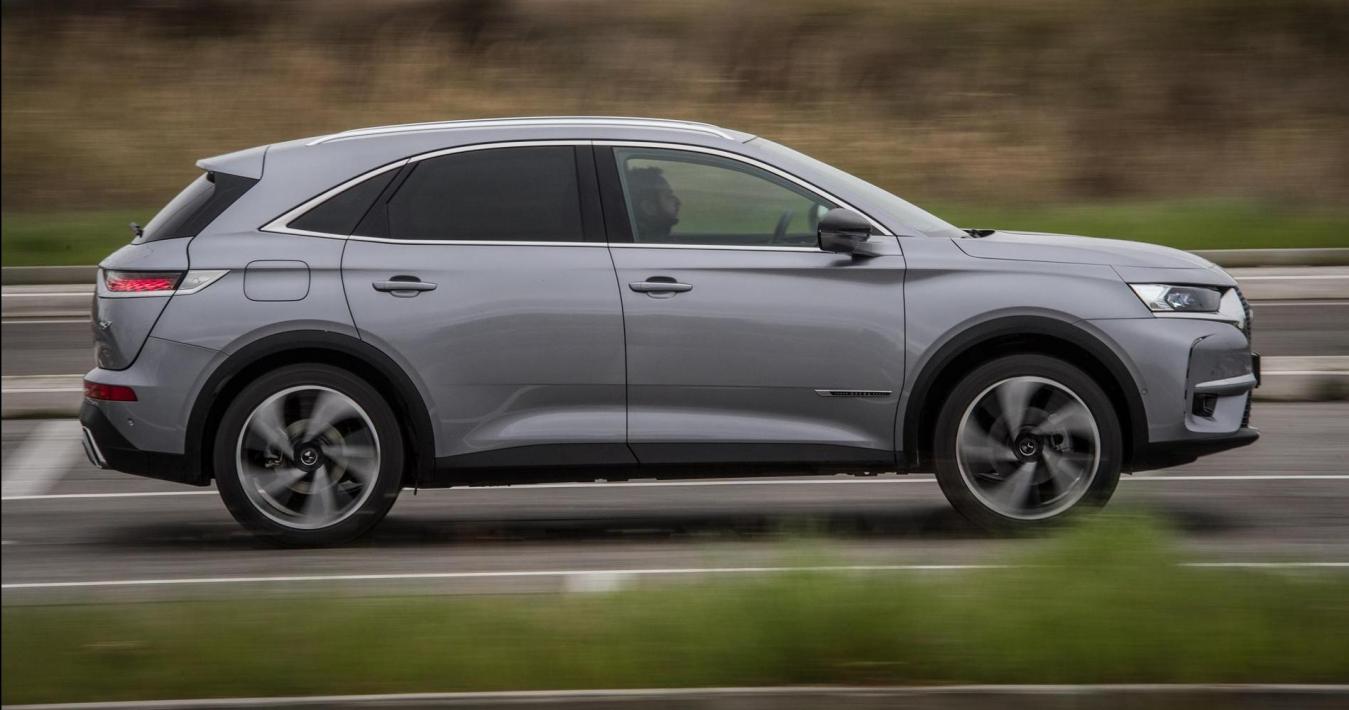 DS7 Crossback: allestimenti, motorizzazioni, prezzo