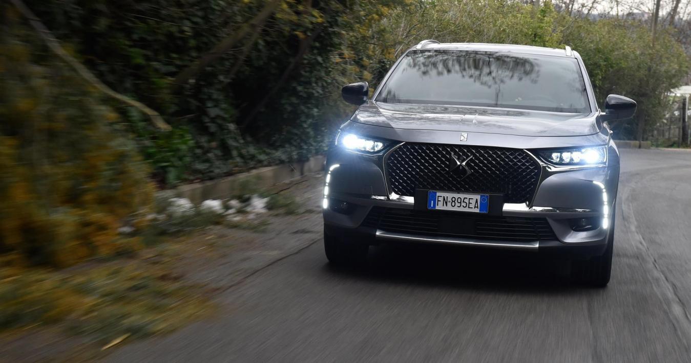 DS7 Crossback PureTech benzina 225 Cv: consumi, prezzi, allestimenti