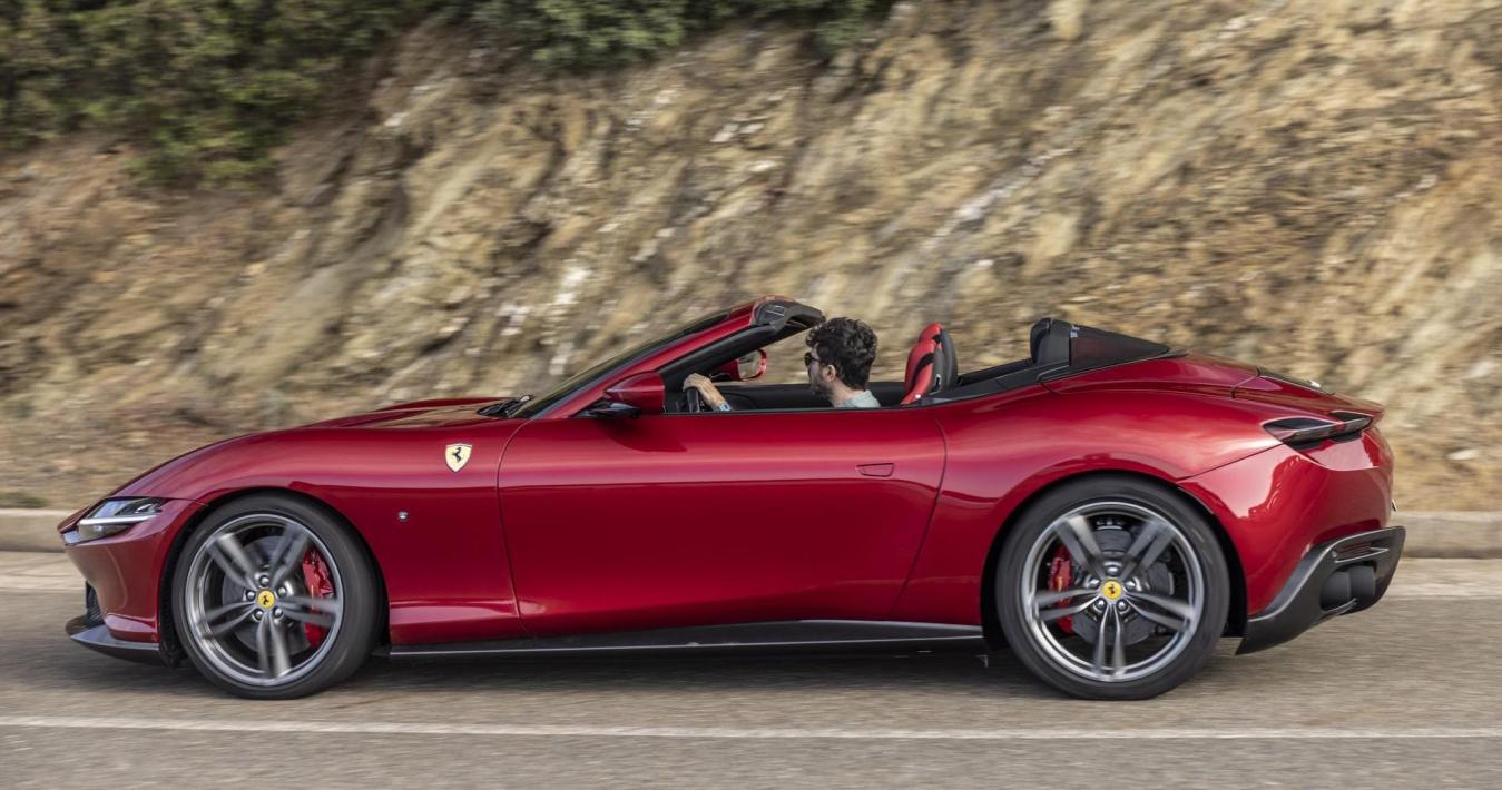 Ferrari Roma Spider: il test drive della rossa cabriolet