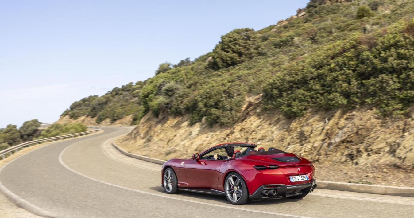 Ferrari Roma Spider: il test drive della rossa cabriolet