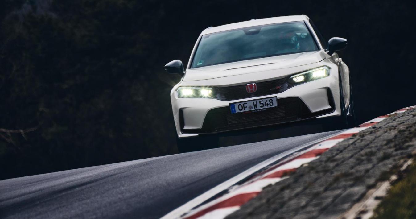 Honda Civic Type R: record al Nürburgring tra le FWD