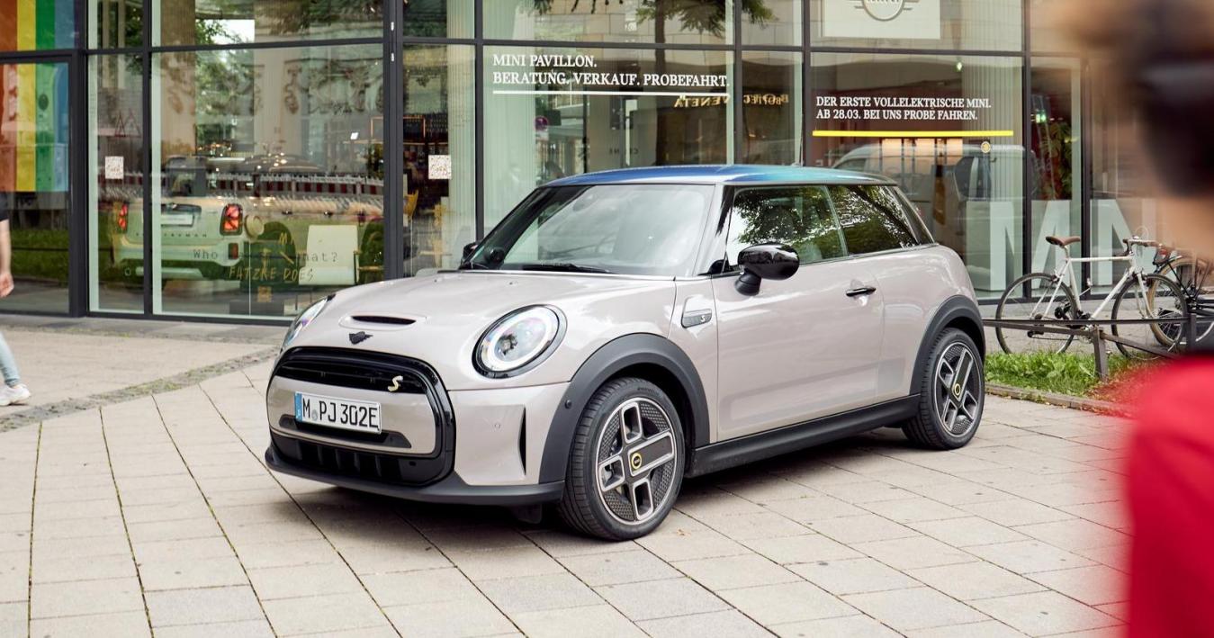 Le novità dello stand MINI al Salone di Monaco di Baviera