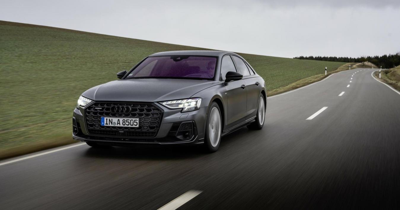 OLED e Matrix LED: Audi presenta l’illuminazione del futuro