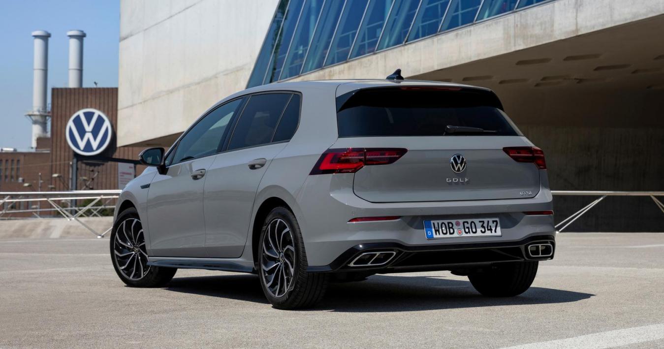 Volkswagen Golf eHybrid e GTE: prezzo, autonomia, consumi